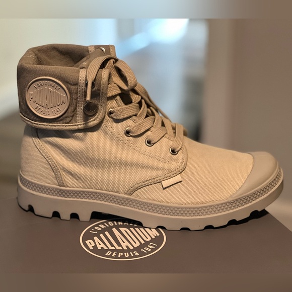 Palladium | Shoes | Palladium Mens Baggy Vapormatel Hightop New Size 8 ...